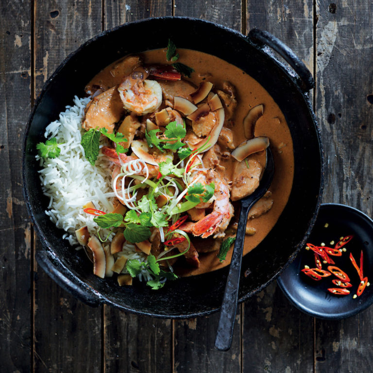 Butter chicken and prawn curry - MyKitchen