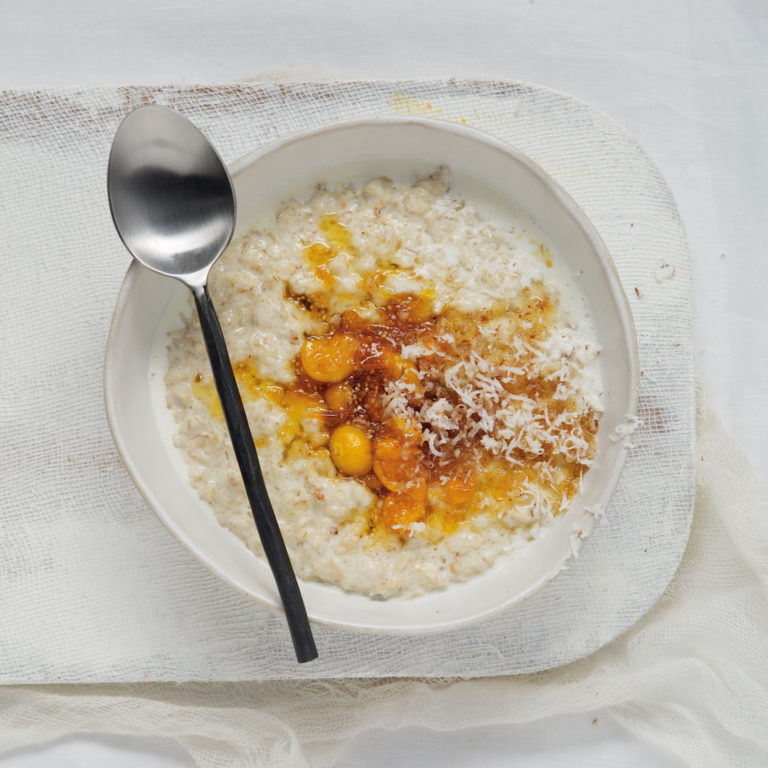 Stewed gooseberry and coconut porridge - MyKitchen