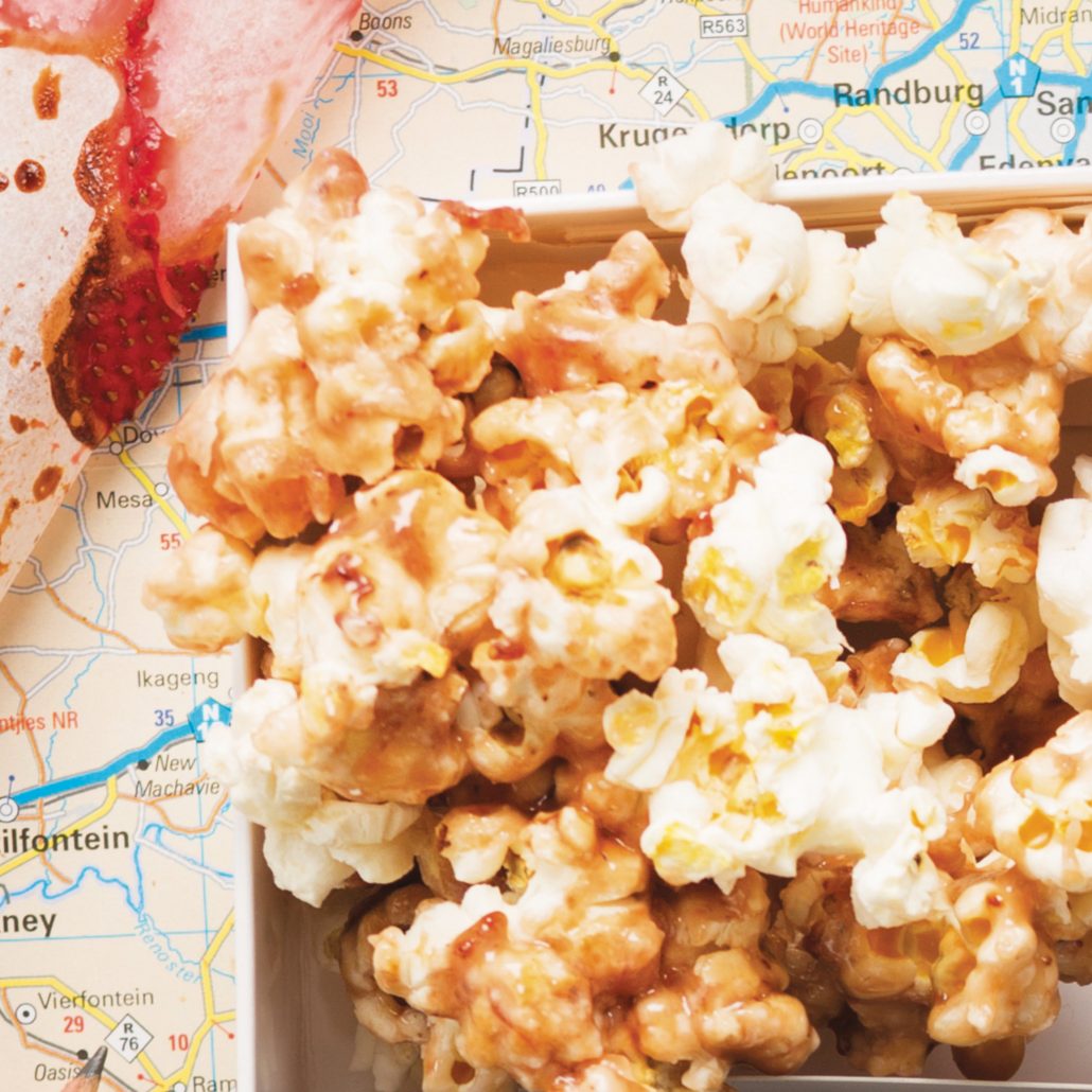 White chocolate and strawberry popcorn - MyKitchen