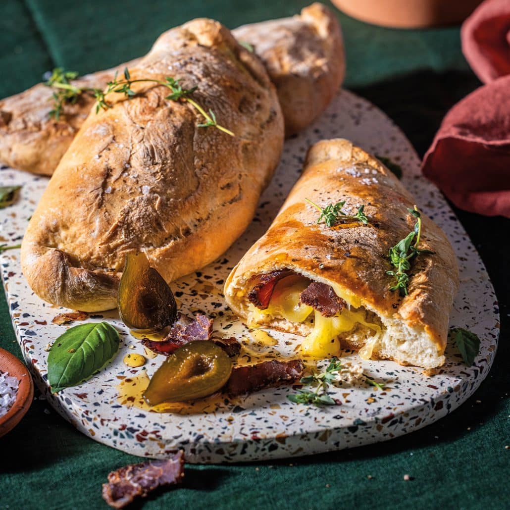 Biltong & cream cheese calzones - MyKitchen