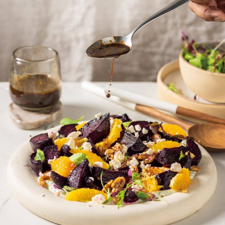 Beetroot & walnut salad - MyKitchen